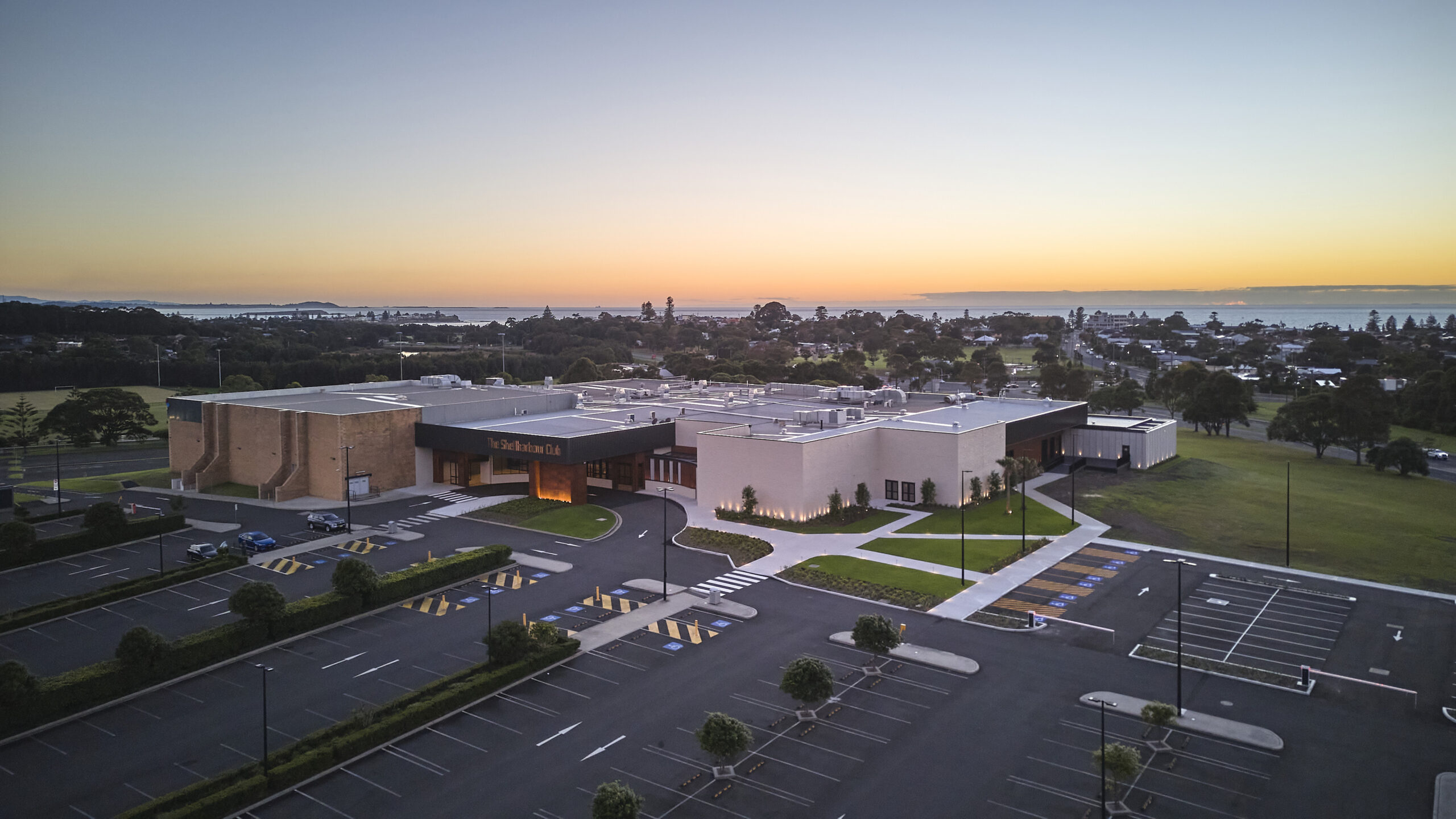 Contact - The Shellharbour Club